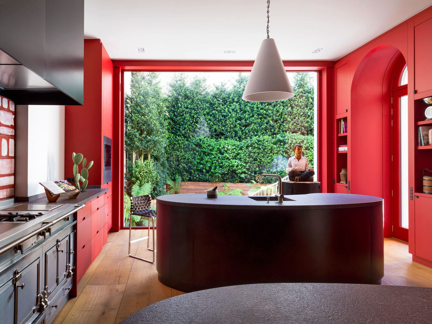 Pierre Yovanovitch: Graceful Revival of a 1900's Belgian Gem