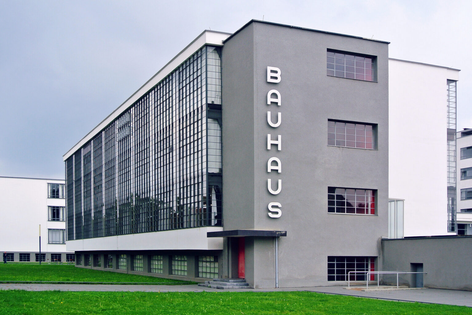 Bauhaus Interior Design: How to Achieve a Timeless Look