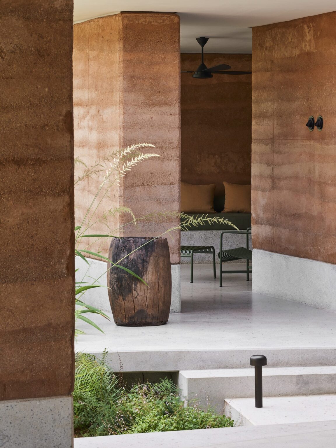 Tembo Tembo Lodge: Modern African Architecture