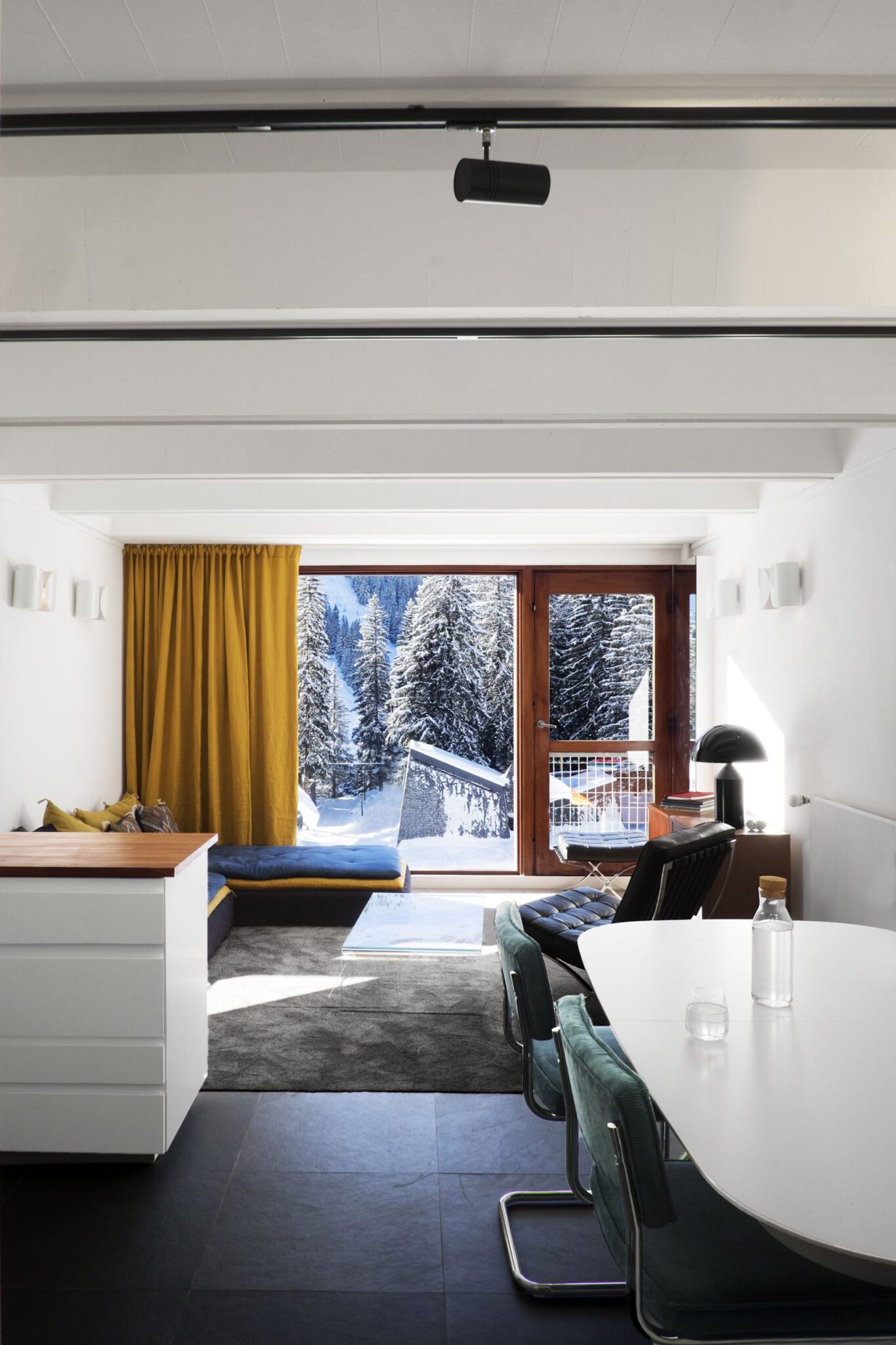 Bauhaus Interior Design: How to Achieve a Timeless Look