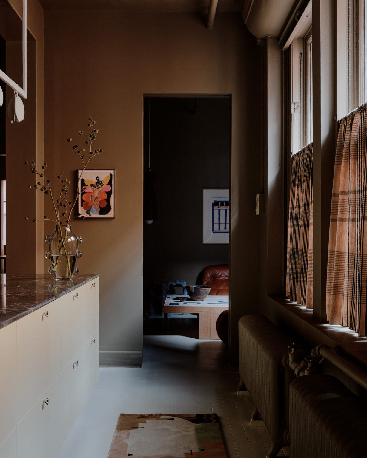 Exploring Danny Kaplan Studio: Bold Fusion of Art